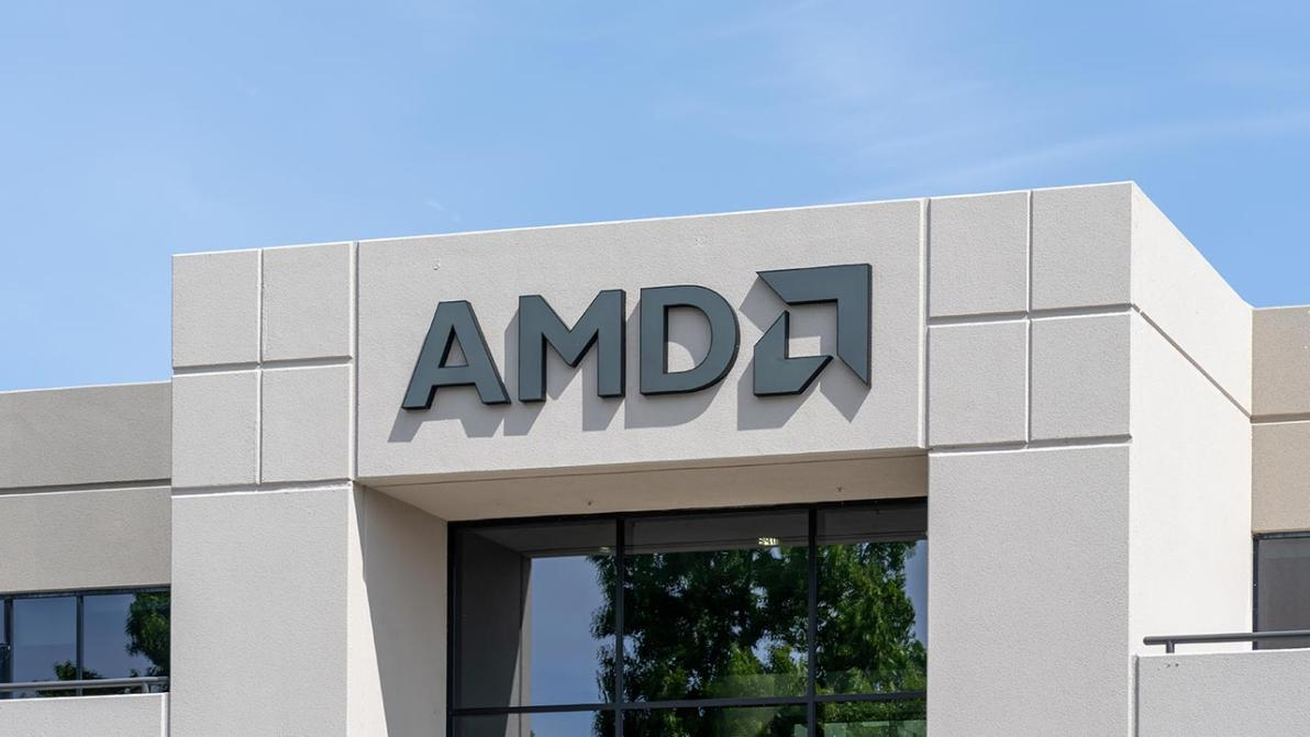 Advanced Micro Devices, Inc. (AMD) stock analysis and forecast for 2025 - RoboForex